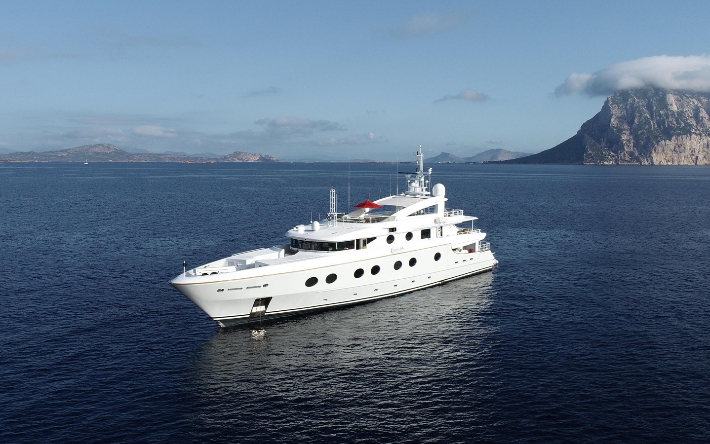 Yacht QUEEN AIDA, Benetti | CHARTERWORLD Luxury Superyacht Charters